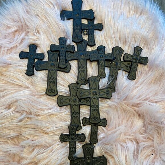 Wall Decor | Blackmetalmulticrosswalldecor | Poshmark